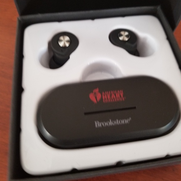 Brookstone | Other | New Brookstone True Wireless Earbuds | Poshmark